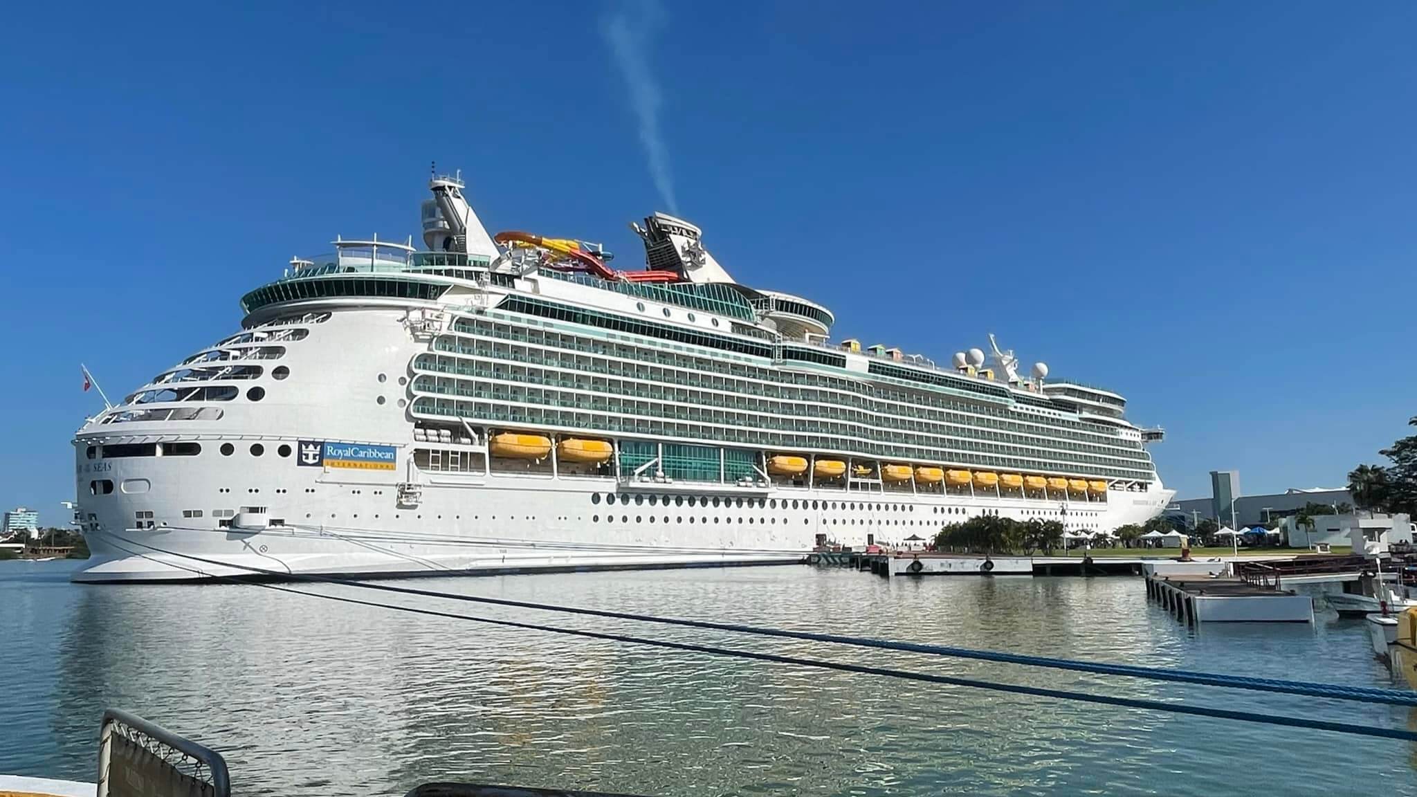 Royal Caribbean Theme Nights 2025: Schedule for All Ships! - Cruise ...