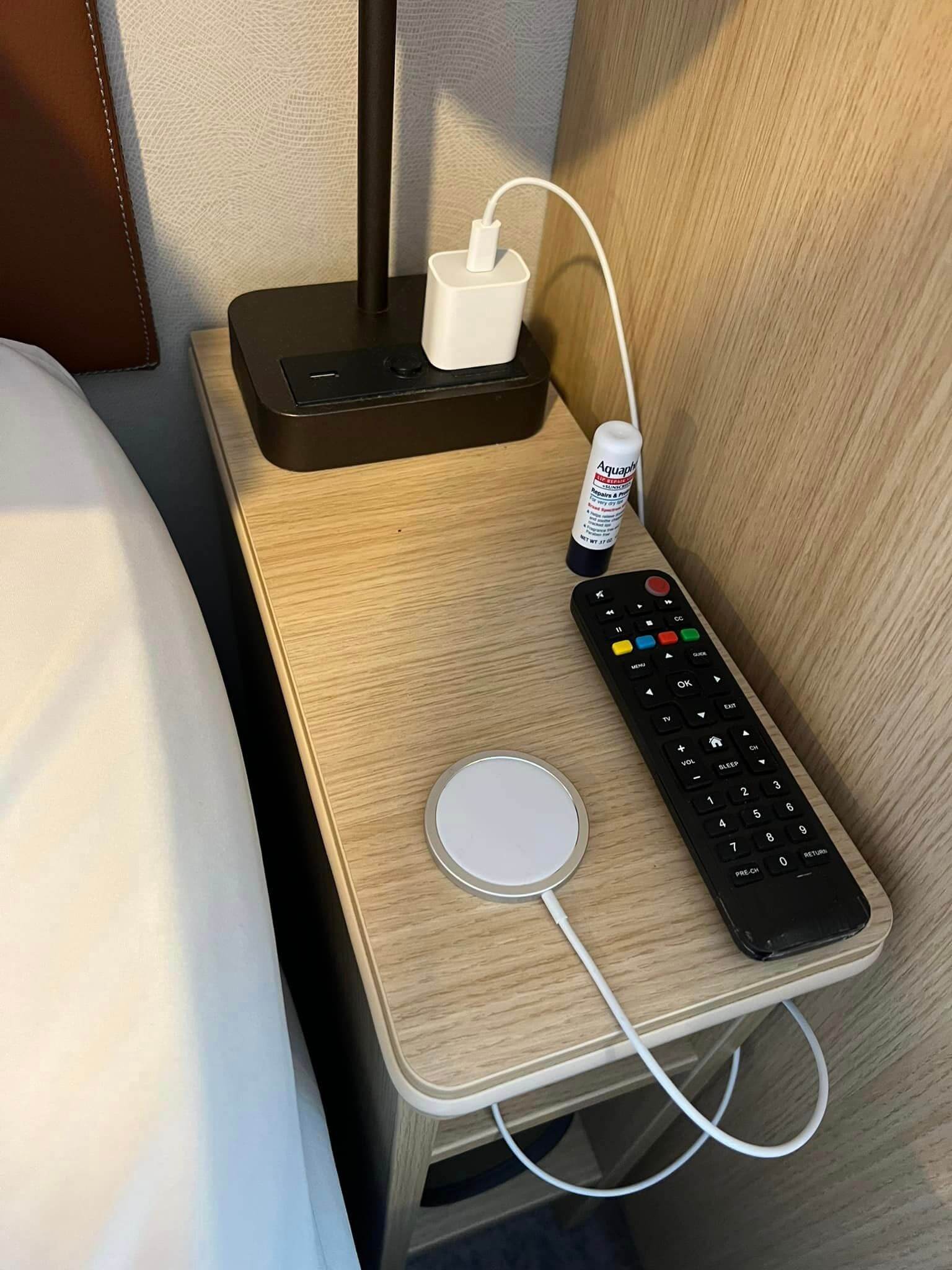 7 Hidden things you can find in a cruise ship cabin! - Cruise with Leo