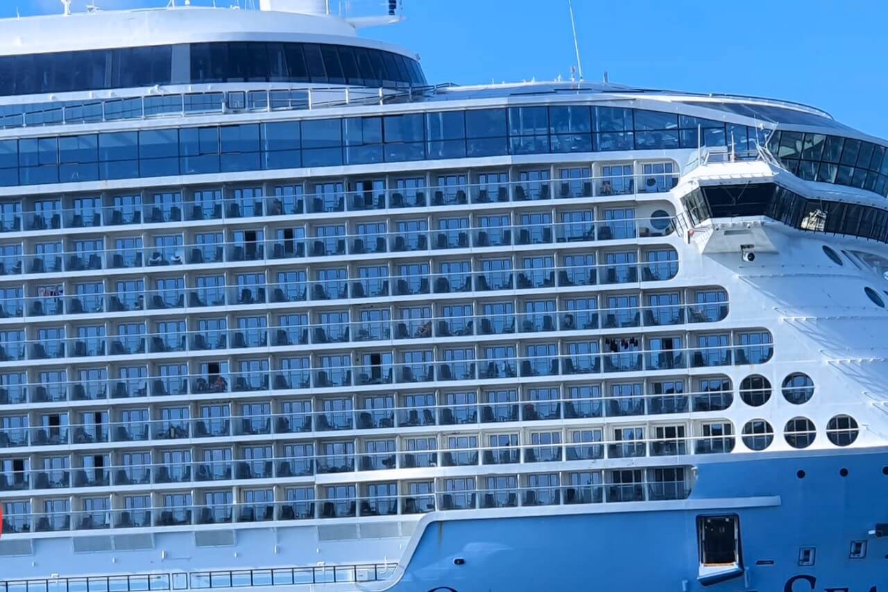 What Deck is Best on a Cruise Ship? Follow These Tips to Find It ...