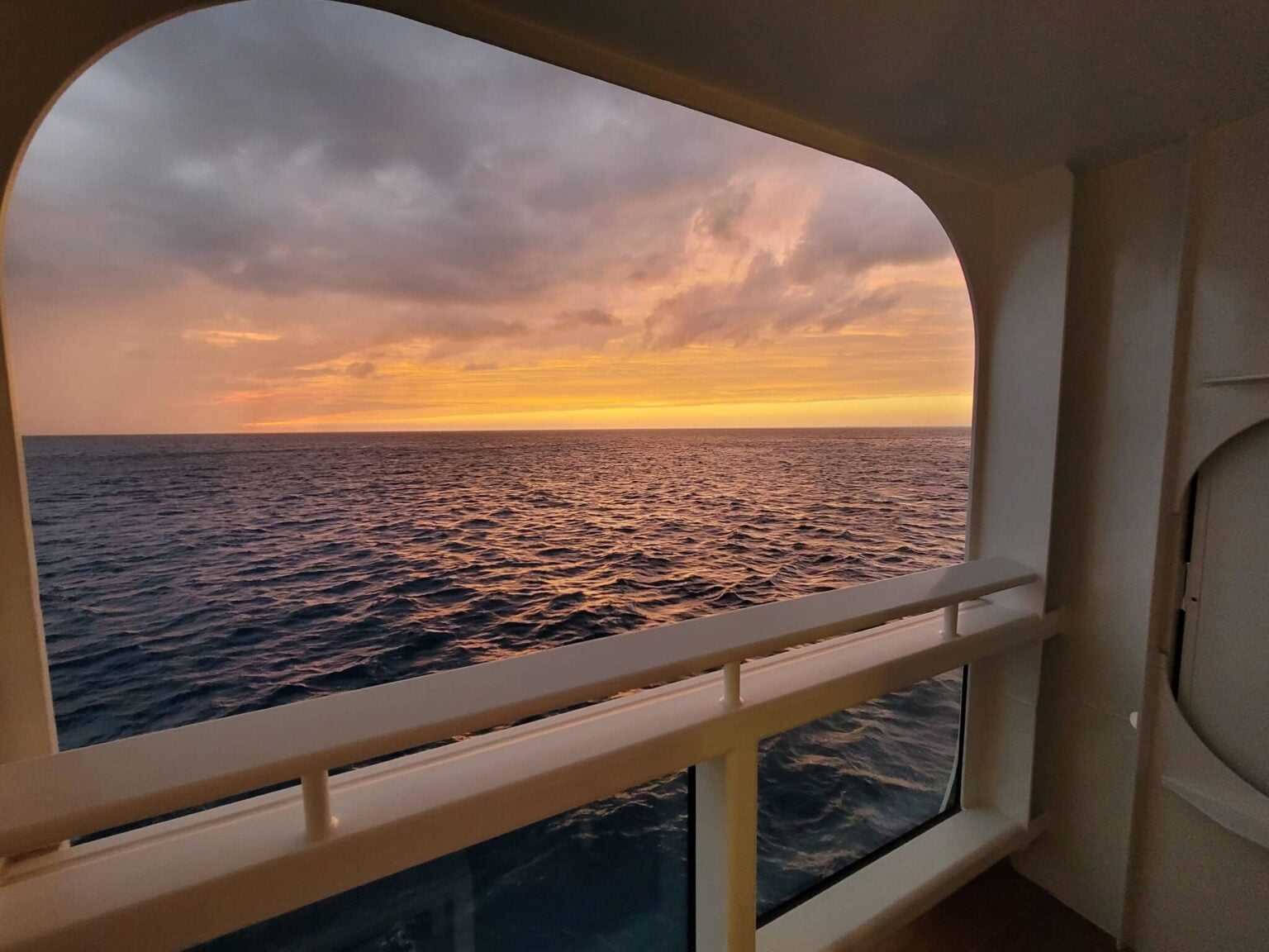Cove Balcony On Carnival: what is it and is it worth it?