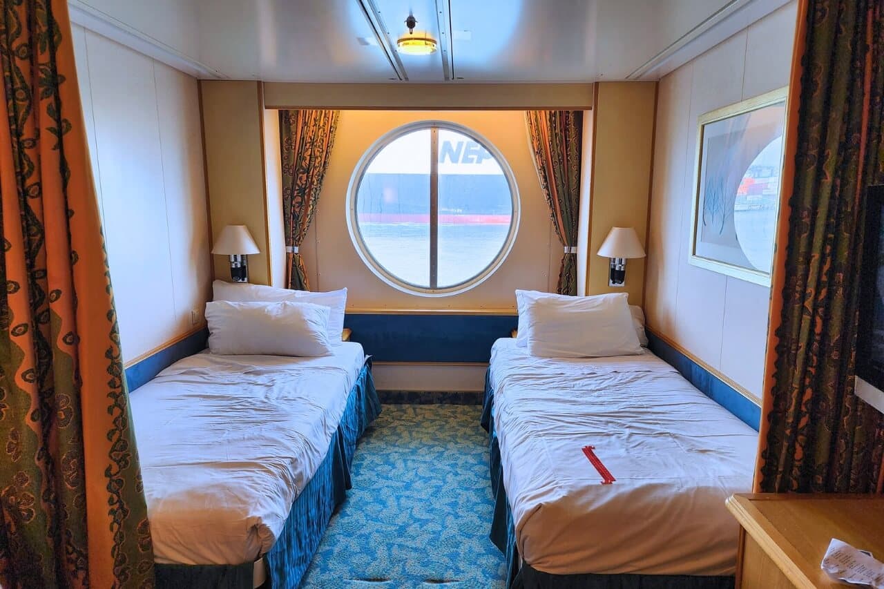 7 Reasons a Window Cabin Might Be the Smartest Choice on a Cruise ...