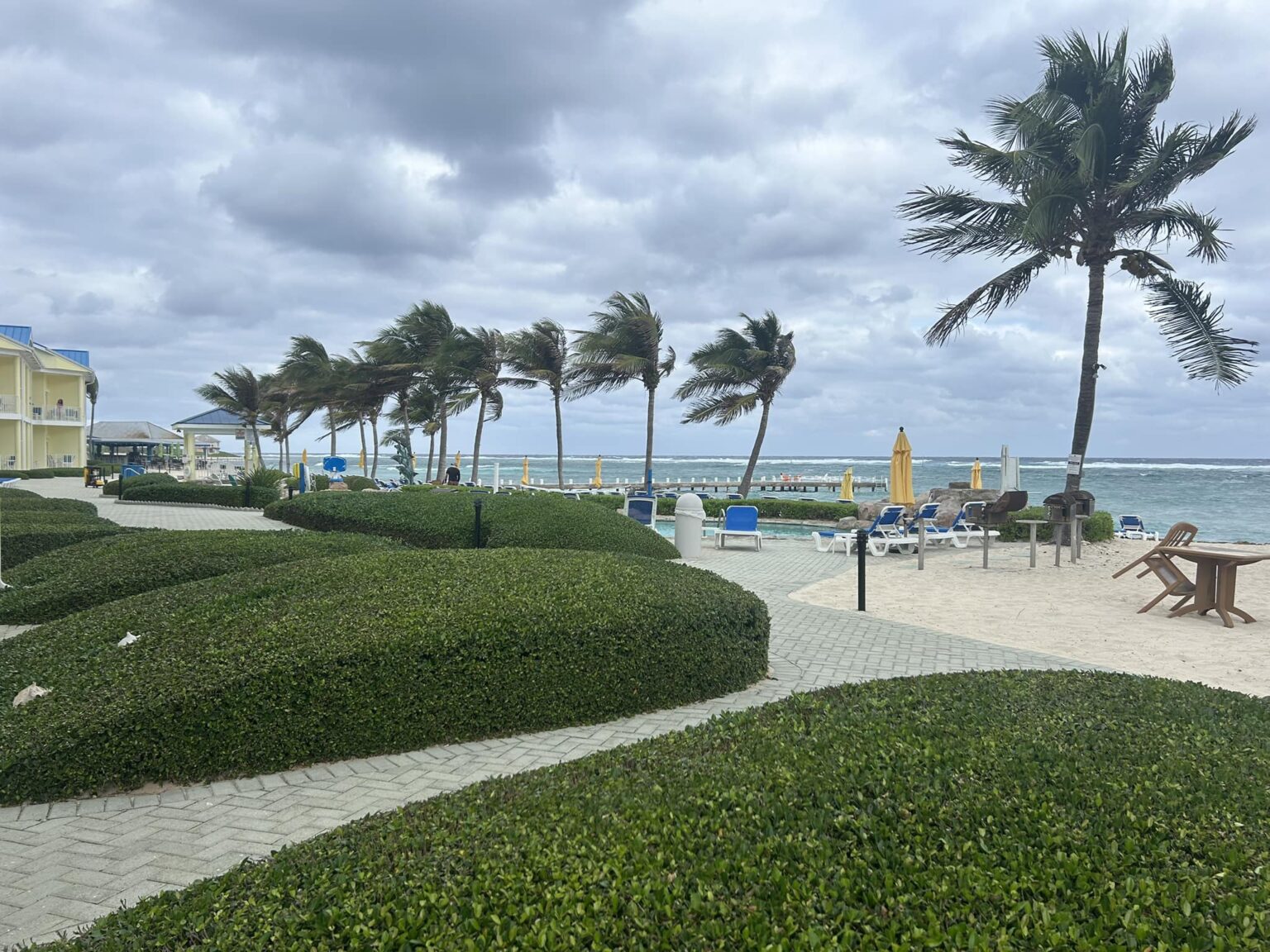 Caribbean Cruise Ports on Alert After Earthquake Triggers Tsunami ...