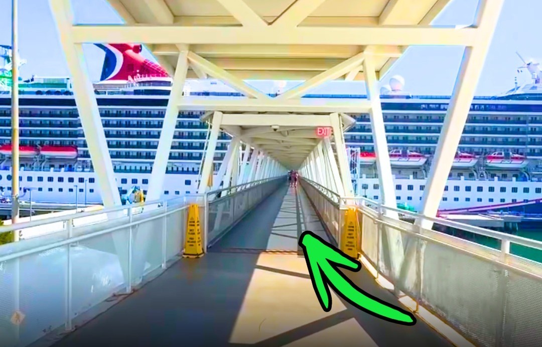 5 Secrets to Being the First Passenger to Board a Cruise ship - Cruise ...