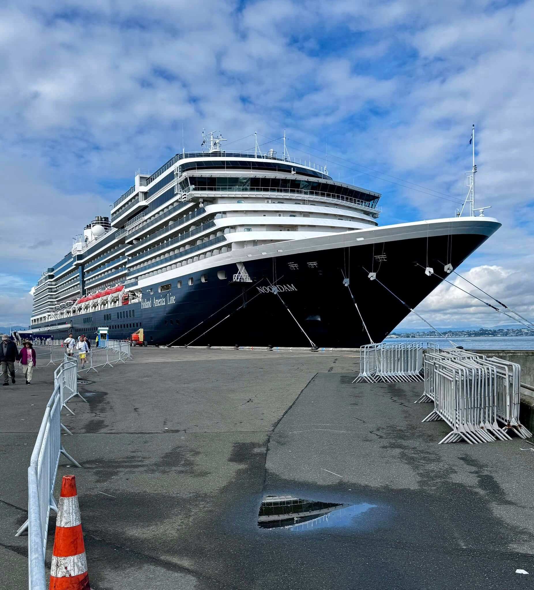 Best and Worst Holland America Cruise Ships (2025 Ranking) - Cruise ...