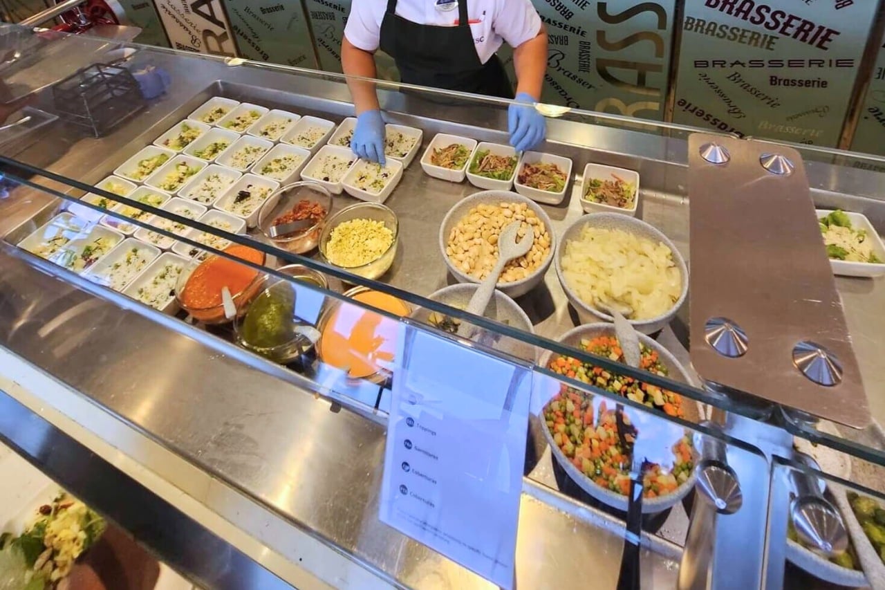 What Happens to All the Leftover Food on Cruise Ships? - Cruise with Leo