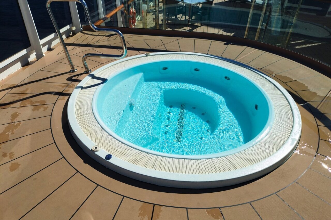 Should Kids Be Allowed in Cruise Ship Hot Tubs? Here’s What Cruise ...